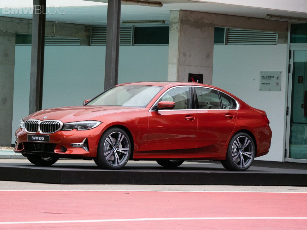 Primero mira el nuevo G20 BMW Serie 3 Línea de Lujo en Sunset Naranja ...