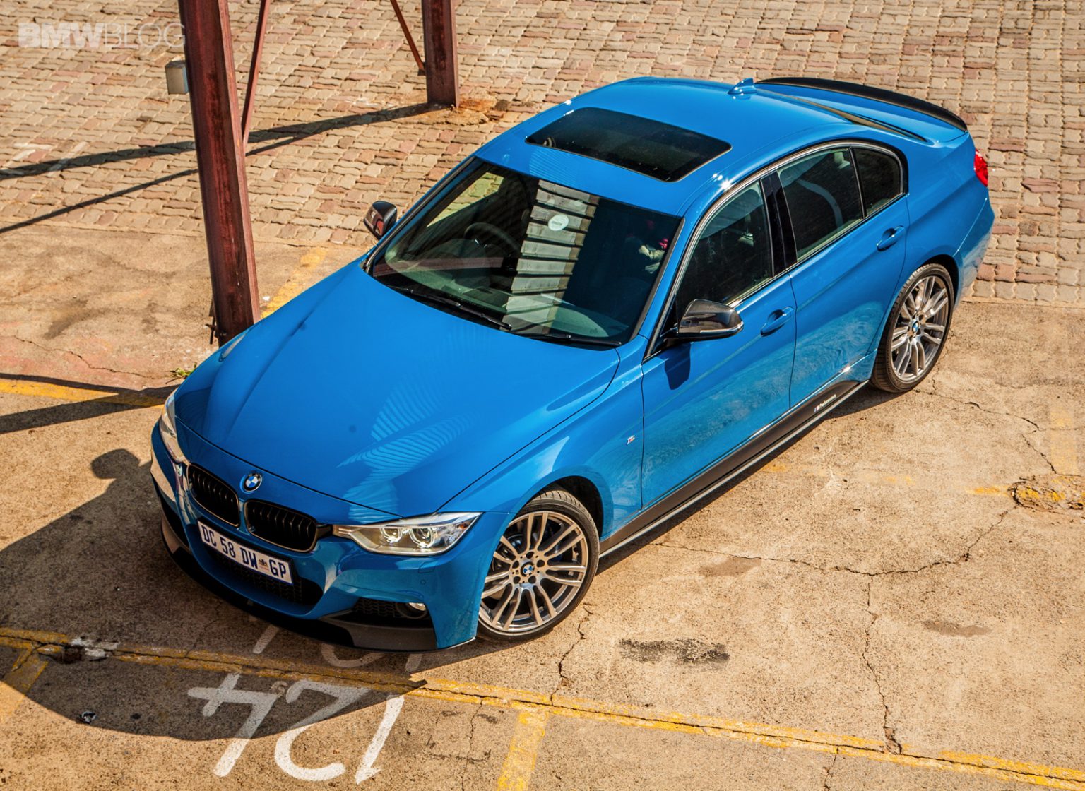 Edición limitada del BMW Serie 3 Sedán M Performance Edition en Azul ...