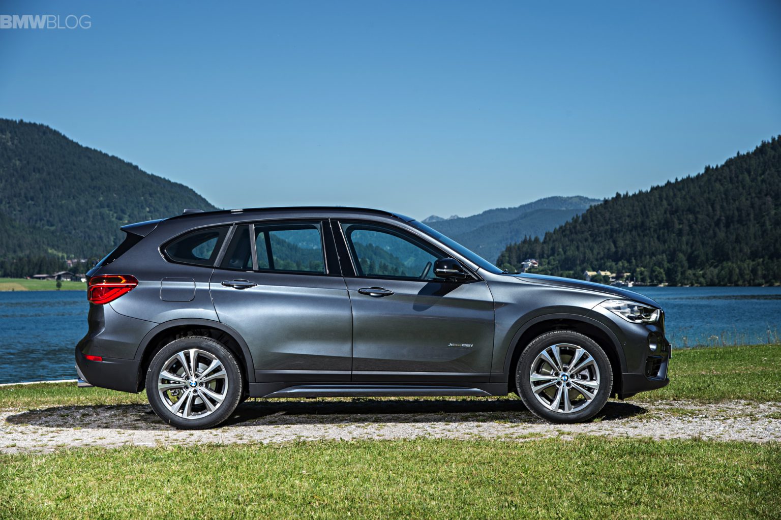 BMW X1 presenta nuevos modelos: sDrive16i, sDrive18i, xDrive18d - Blog ...